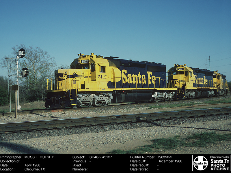 The ATSF Photo Archive - SD40-2 #5127