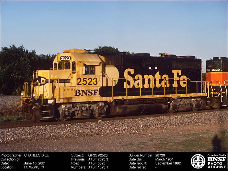 The BNSF Photo Archive - GP35 #2523