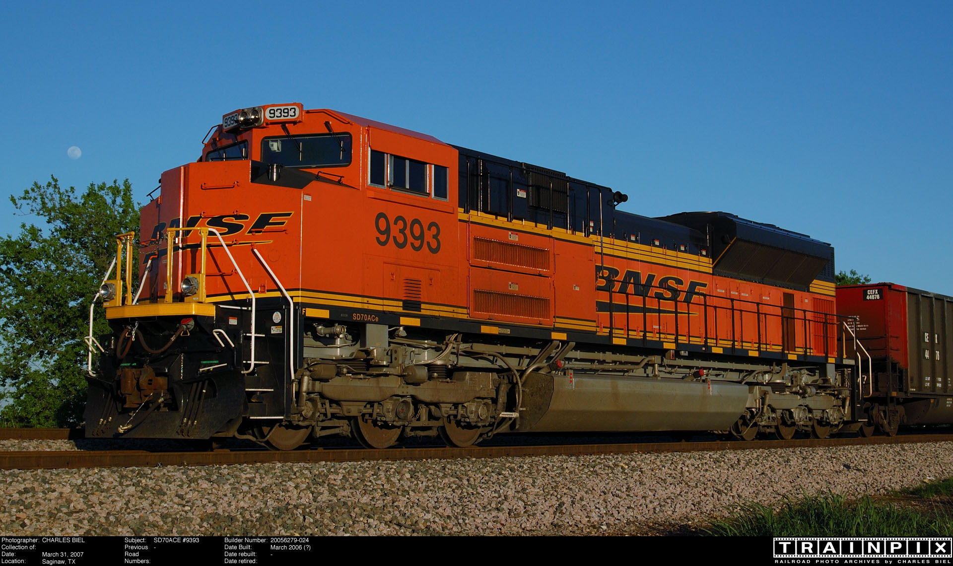 The BNSF Photo Archive - SD70ACe #9393