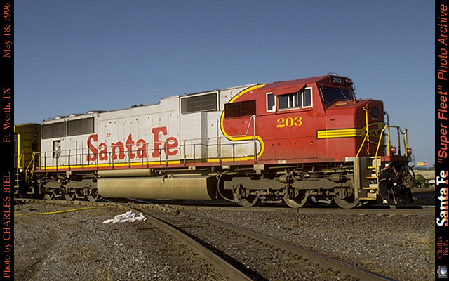 Santa Fe SUPER FLEET Photo Archive - SD75M #203